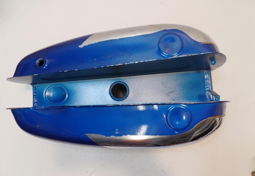 BSA B40 / C15 Petrol Tank NOS | BRITISH Only Austria Fahrzeughandel GmbH