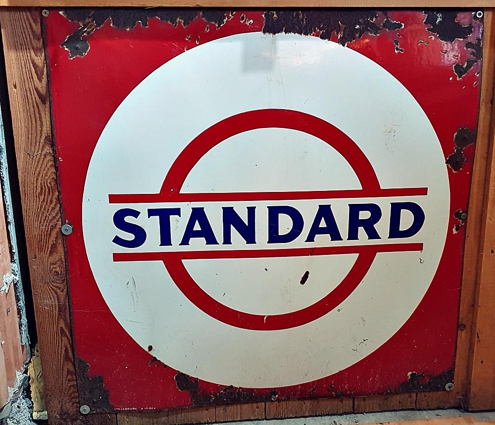 Standard Sign | BRITISH Only Austria Fahrzeughandel GmbH