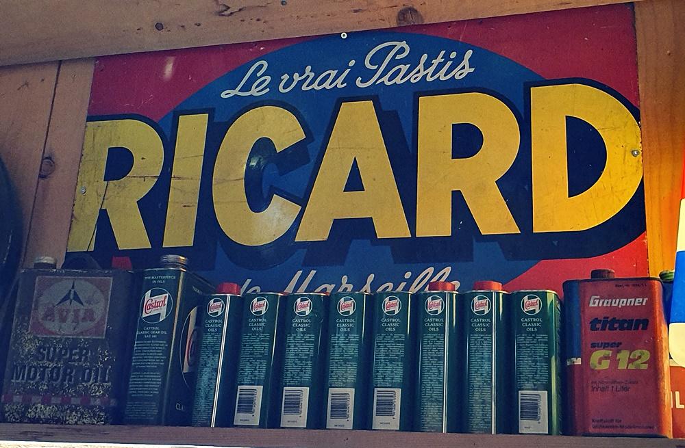 Ricard Sign | BRITISH Only Austria Fahrzeughandel GmbH