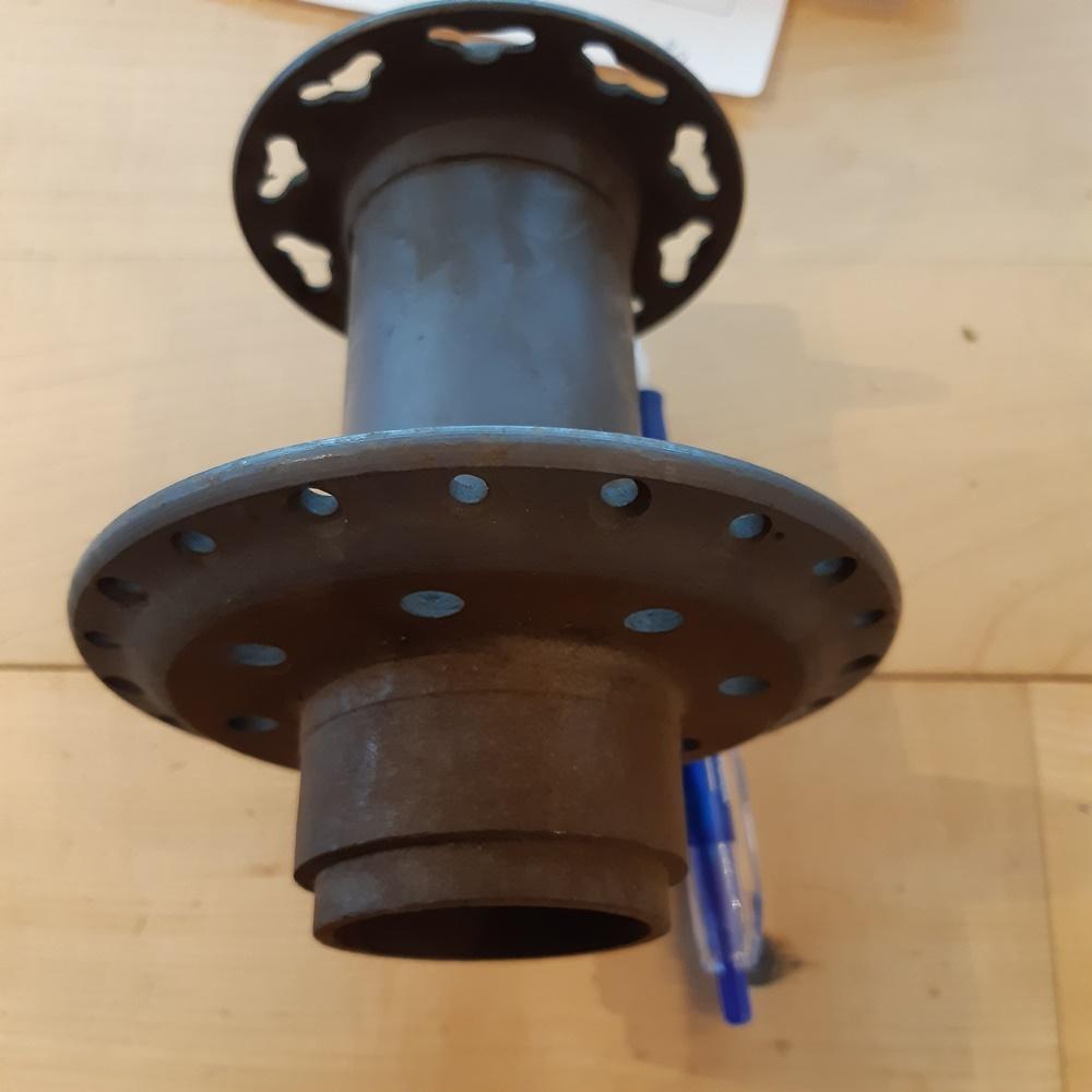 Triumph Rear Wheel Hub Rigid Frame NOS | BRITISH Only Austria ...