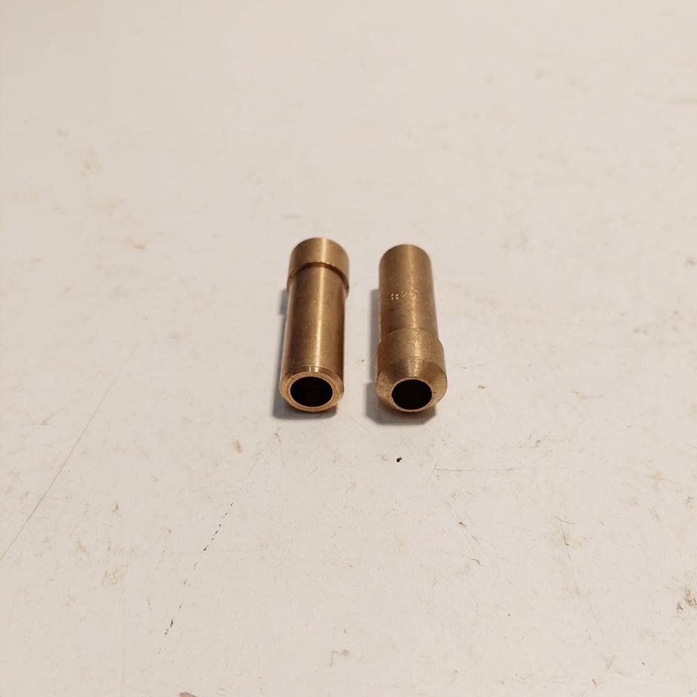 Ariel Valve Guide. Pair | BRITISH Only Austria Fahrzeughandel GmbH