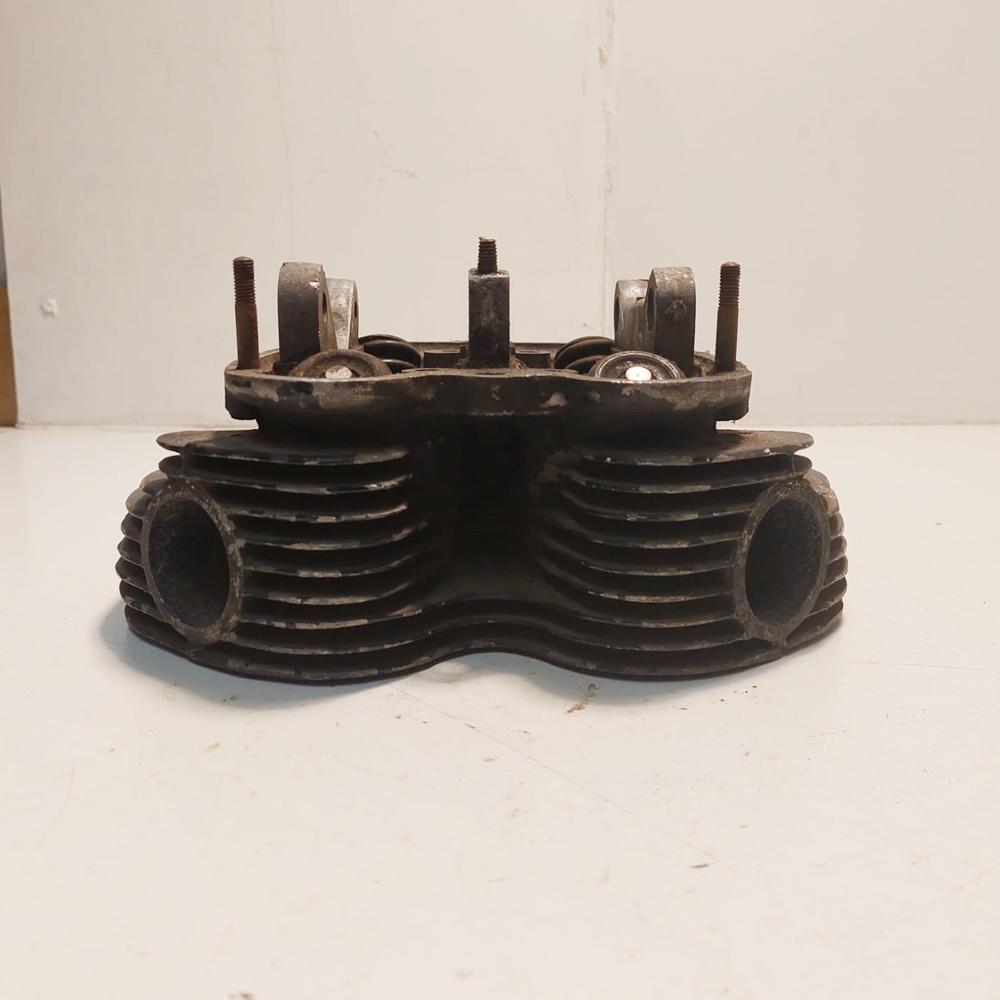BSA A65 Single Carb. Thunderbolt 650cc Cylinder Head used | BRITISH ...