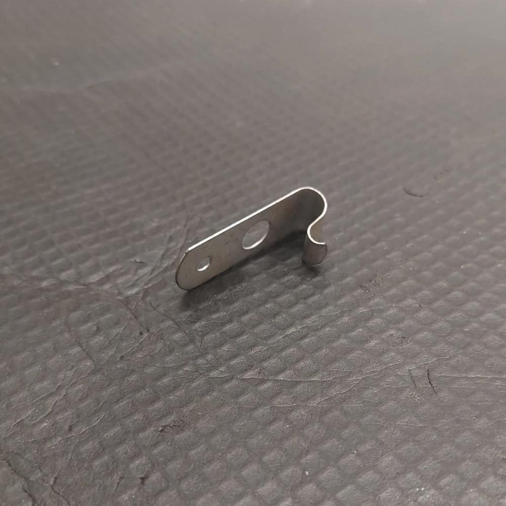 Triumph Side Panel Clip | BRITISH Only Austria Fahrzeughandel GmbH