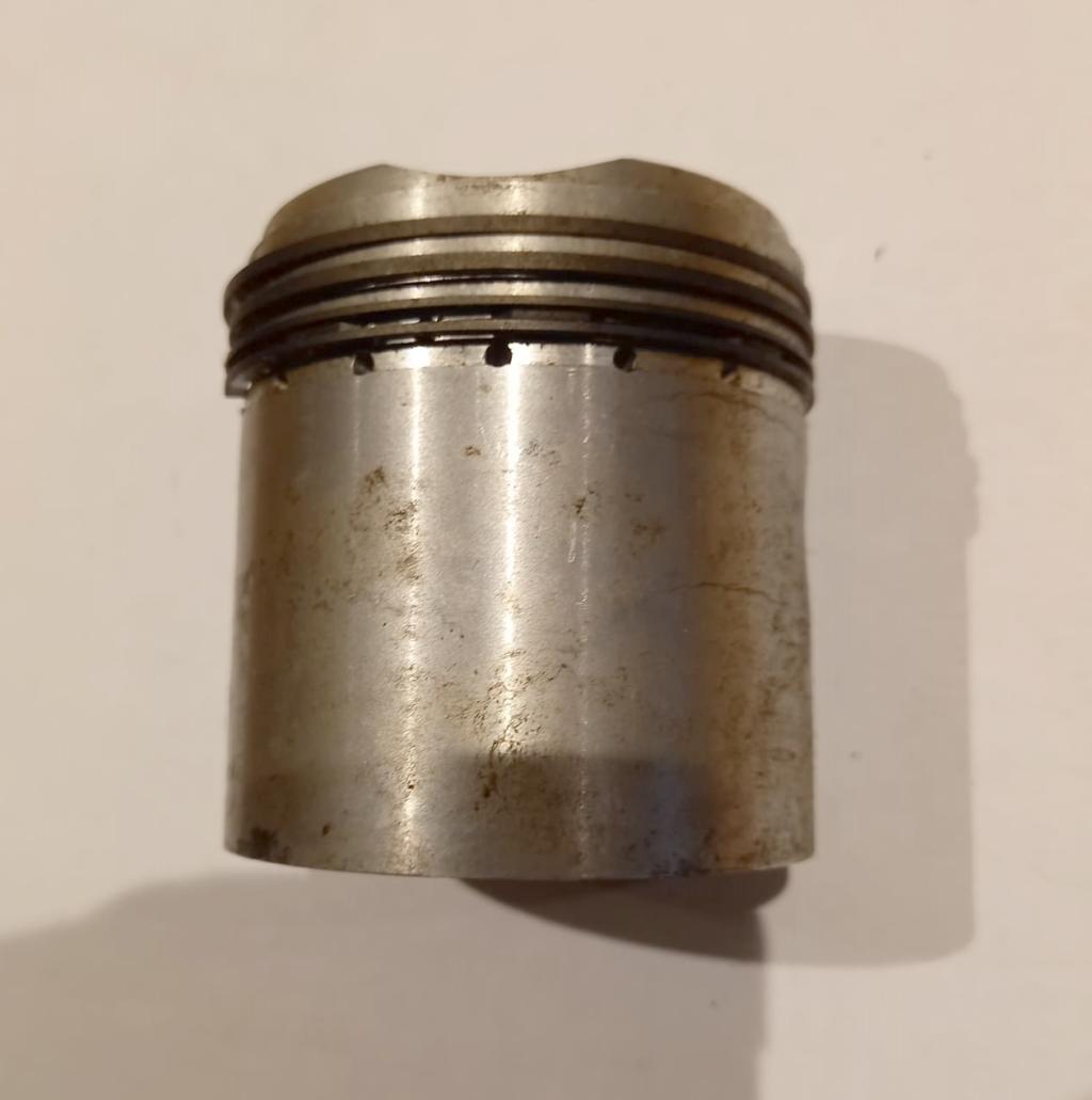 Triumph Piston 498 cc. 1938/1939. OHV Speed Twin +020. 63.5 mm. NOS ...