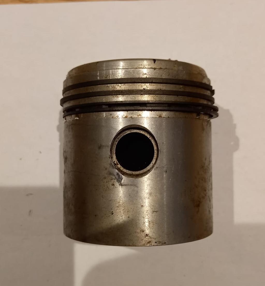 Triumph Piston 498 cc. 1938/1939. OHV Speed Twin +020. 63.5 mm. NOS ...
