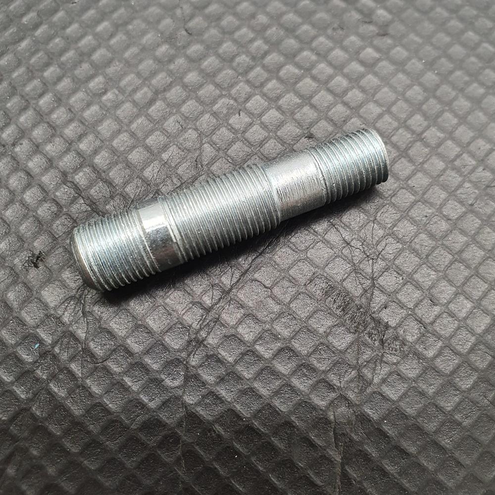 Triumph 650cc Stud Pivot Lug. Engine 1963 | BRITISH Only Austria ...