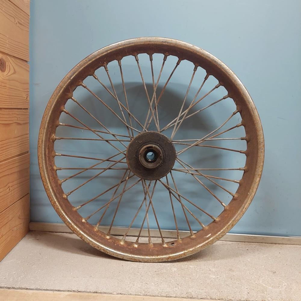 BSA B44 Rear Wheel 18" WM3 Crinkley Hub used | BRITISH Only Austria ...