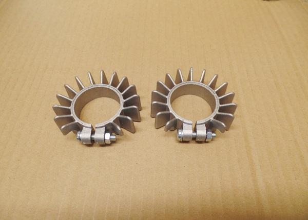 Triumph Exhaust Finned Clip/Cooling Fin/Clamp Set with Bolt a. Washer ...