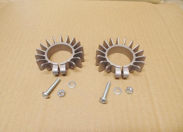 Triumph Exhaust Finned Clip/Cooling Fin/Clamp Set with Bolt a. Washer ...