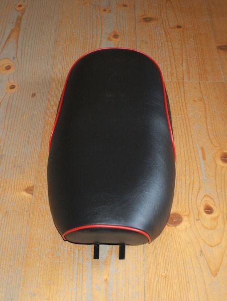 Norton. Matchless Seat. Down 350, 500, 650 CSR. sw. arm | BRITISH Only ...