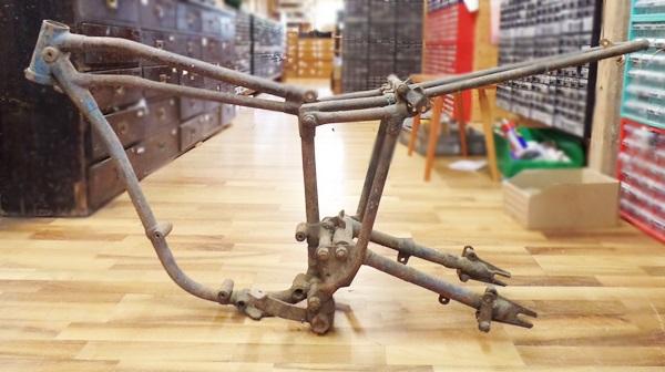 James Frame used | BRITISH Only Austria Fahrzeughandel GmbH